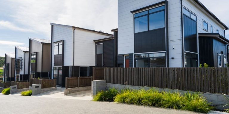 Strata & Body Corporate Conveyancing in QLD: What Owners Should Know